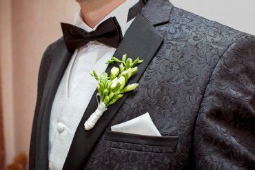 Tuxedo Vs Suit Which Should I Wear Yeah Weddings