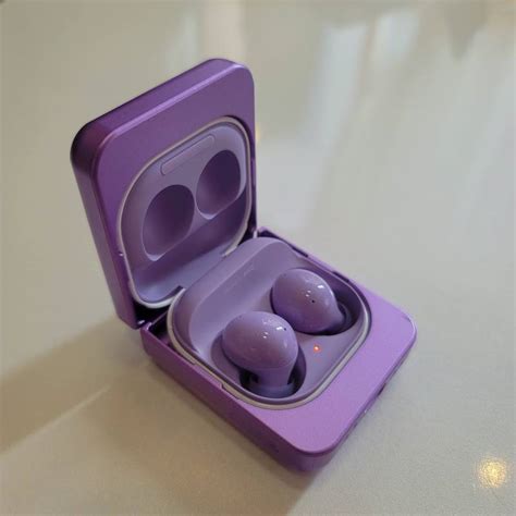 💜버즈2 플립 케이스 라벤더 컬러 판매합니다 버즈프로라이브 호환 가능 💜 인스티즈instiz 장터 카테고리