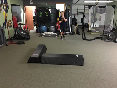 Perfecting The Jump Cut Athletes Acceleration Sports Performance Training