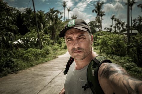 Владо Карамазов си намери булка на Филипините СНИМКА Информационна агенция ПИК