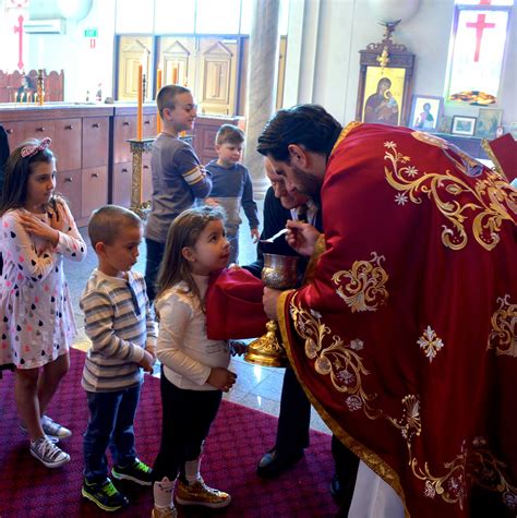 Божествена литургија во храмот „Свети Георгиј и Пресвета Богородица“ во Епинг Мелбурн