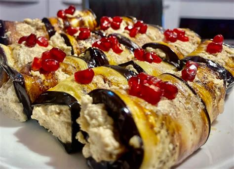 მოვამზადე უგემრიელესი ბადრიჯანი ნიგვზით მკითხველის რეცეპტი Gemrielia Ge