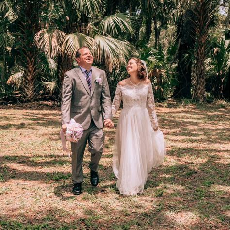 Taylor And Nick Arrived At Their Dena Ray Photography Facebook