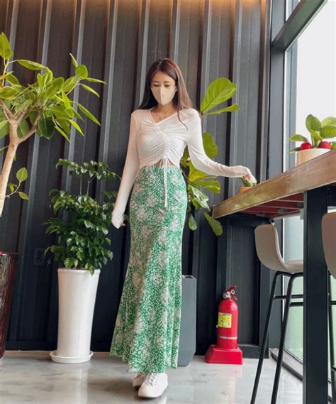 꽃내음 플라워 머메이드 맥시 롱 스커트 에이블리
