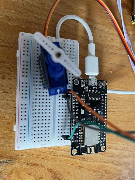 【开源】esp8266控制伺服电机sg 90自由转动 esp8266 sg90 csdn博客