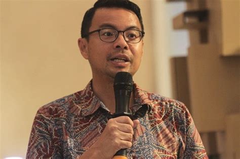 Buy Local Products As Ts Souvenirs Pj Mp Urges Govt Agencies The Star