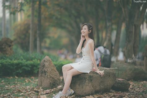 Vietnamese Hot Girl Linh Hoai Season Of Falling Leaves Page Of Truepic Net