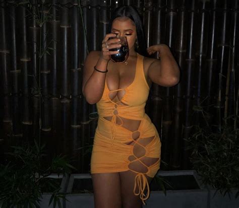 Barely Covered Scrolller