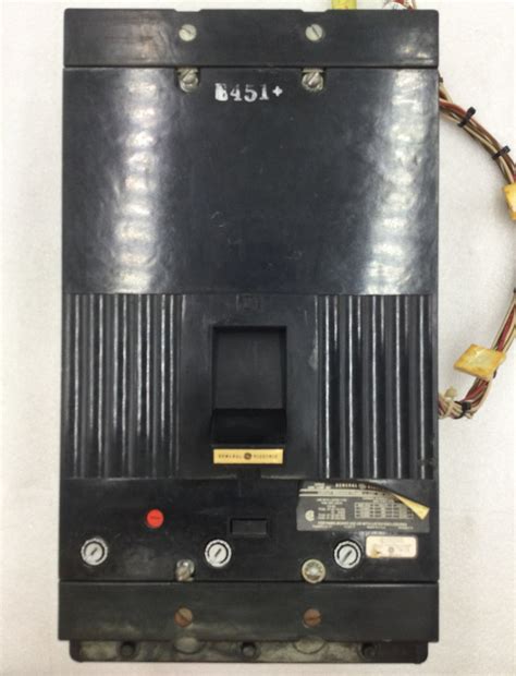 Ge General Electric Tkm836f000 800 Amp 600v 3 Pole Circuit Breaker W