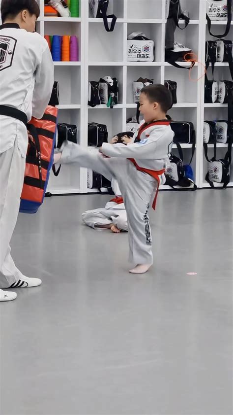 최우주태권도and점프윙스줄넘기클럽디오션점 25년 1월의 이모저모☺️ 요새 왜때문에 이렇게 바쁜지 모르겠지만 아이들은 여전히 운동도 잘하고 열심히 자라고 있습니다