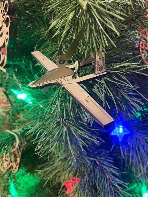 Новорічна ялинкова іграшка із фанери Байрактар 3Д 9204995 • Краща ціна в Києві Україні