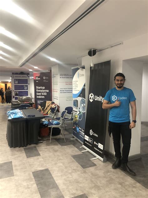 Codeo Linkedin‘de İzmir Ekonomi Üniversitesiinde Gerçekleşmekte Olan The Global Game Jam