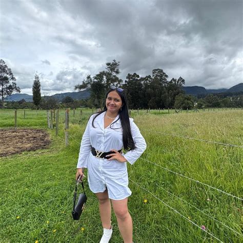 Nathaliarosee Nude On Cam Live Sex Chat On Fapchat