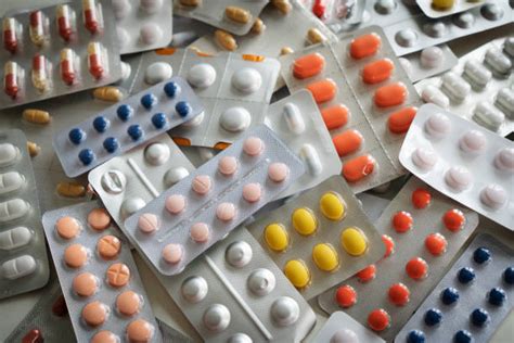 3 300 Antihistaminique Photos Photos Taleaux Et Images Libre De