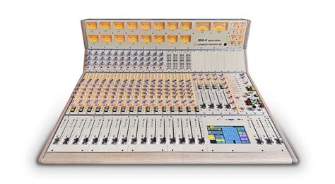 API Reveal 1608 II Special Edition Console