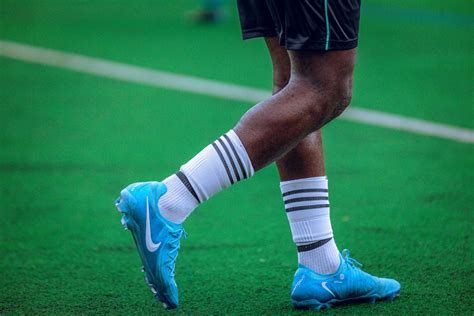 Pambondifeet Photos Download The Best Free Pambondifeet Stock