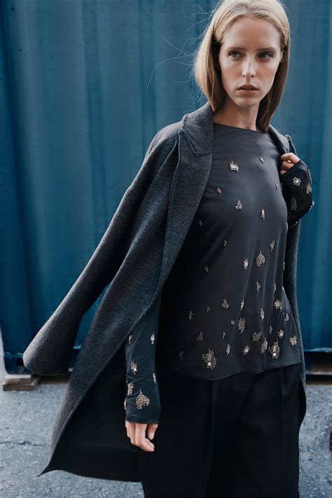 비즈 디테일 탑 다크 그레이 여성 Handm Kr 비즈 디테일 탑 다크 그레이 여성 Handm Kr