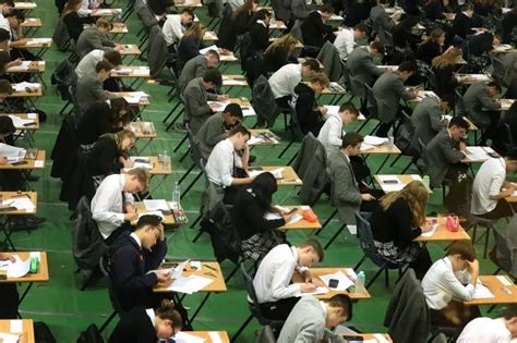 How The New GCSE 2018 Grades Work The Numbers And Letters Explained Cambridgeshire Live