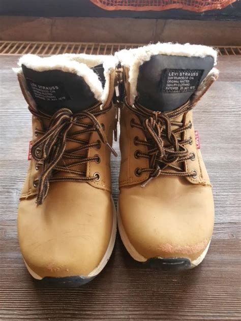 Зимні ботінки — ціна 350 грн у каталозі Черевики Купити жіночі речі за доступною ціною на Шафі