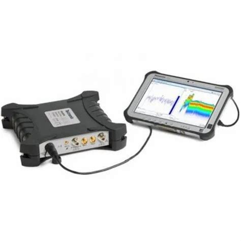 Tektronix Rsa500 Series Real Time Spectrum Analyzers For Laboratory At
