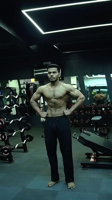 Himanshu Karnwal Fitmrkrnwal • Instagram Photos And Videos