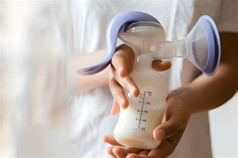 How Long Breast Milk Can Be Stored Outside As Mom Sees It