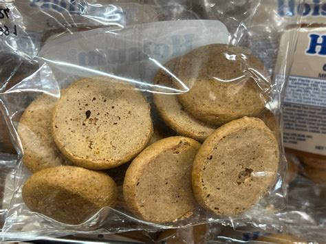 Holsum Mini Cuquitas De Jengibre 1 5oz 3ct Tu Gustito Boricua Llc