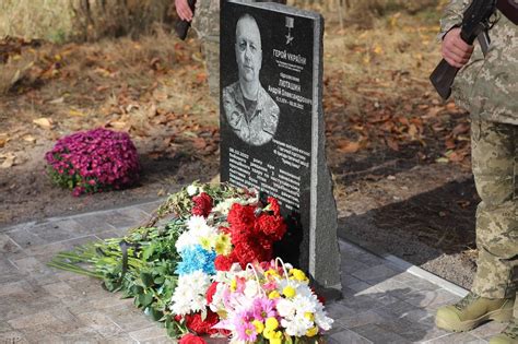 На Київщині відкрили меморіали привидам Києва