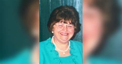 Obituary For Alice D Hammond — Wade Funeral Home