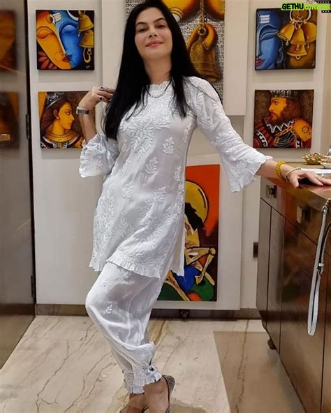 Tassnim Sheikh Most Liked Photos And Posts Gethu Cinema