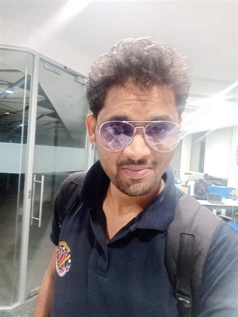 Vijay Shelkar Medium