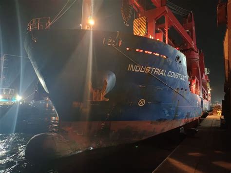 Industrial Constant Homeport Madeira Calling Rio Beautiful Dr Albrecht Gundermann