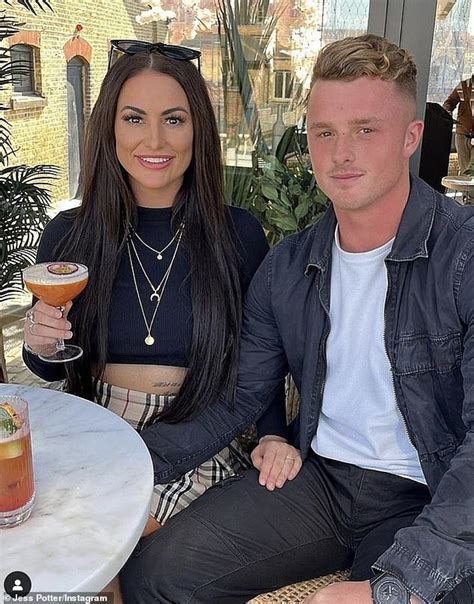 Mafs Uk S Jess Has Trust Issues From Catching Stepmother Of Years Having Sex With Her