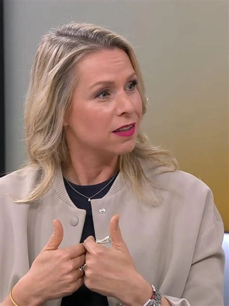 101 Männer An Einem Tag Erotik Model Lily Phillips Kriegt Hilfe Bei Sex Marathon 101 Männer An Einem Tag Erotik Model Lily Phillips Kriegt Hilfe Bei Sex Marathon