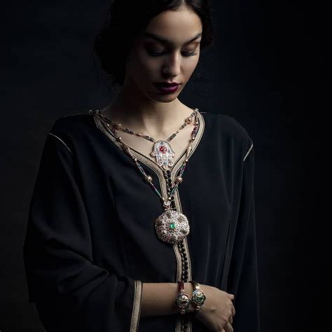 Rafinity On Instagram Be Stunning Just The Way You Are Rafinity Jewellery Gold Fashion