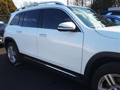 2020 MERCEDES-BENZ GLB250 - Weber Brothers Auto