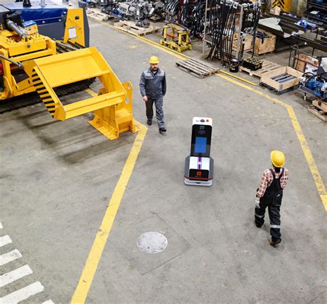 Amr System Robótica Que Cumple By Flexqube Issuu