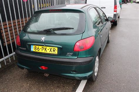 Peugeot 206 1.1 XN,XR Schrottauto (2004, Grün) Autocommerce