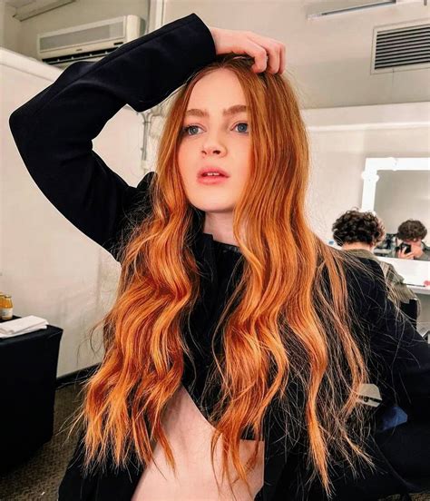 Sadie Sink Scrolller