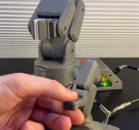 Come Costruire Un Braccio Robotico A Basso Costo Elettronica In La Tua Rivista Di Elettronica