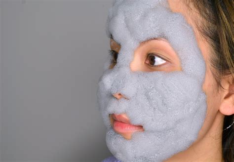 SKINCARE | Elizavecca Milky Piggy Carbonated Bubble Clay Mask Review ...