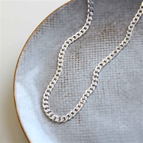 Personalised Silver Necklaces For Men Fast Delivery In The Uk Silvery