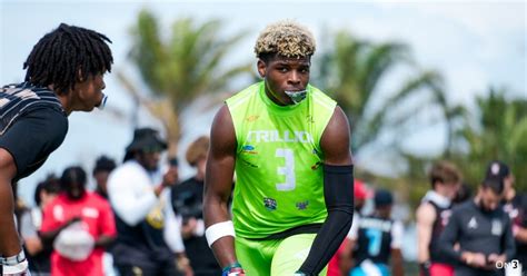 College Football Bluebloods Are Making A Run At Top WR Andrew Marsh On