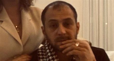 22 წლის ბიჭის მკვლელობისთვის ბრალდებული კაცი სასამართლოს დარბაზიდან გაათავისუფლეს ვინ არის იგი