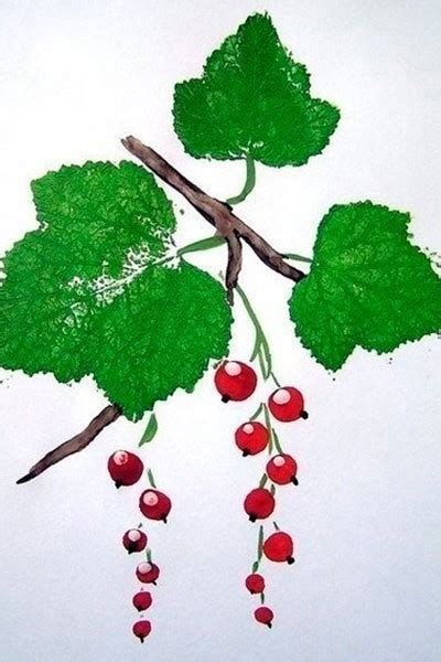 Рисуем ветку смородины с ягодками