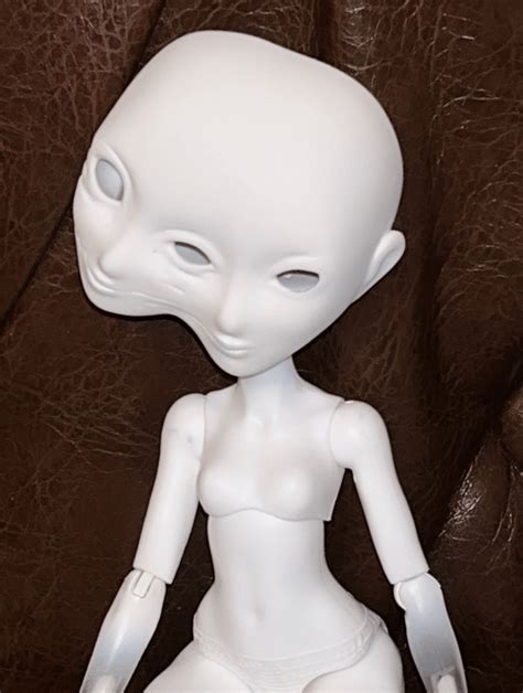 Monster High Tomie Trilliumbox