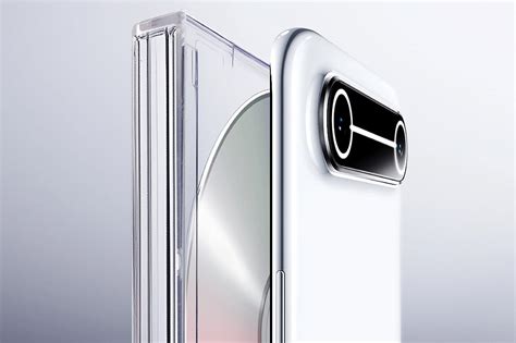 TECNO Spark Slim : Concept phone ultra-fin primé au MWC 2025