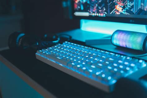 Cloud Based Access Control Real Time Management For Uk Commercial