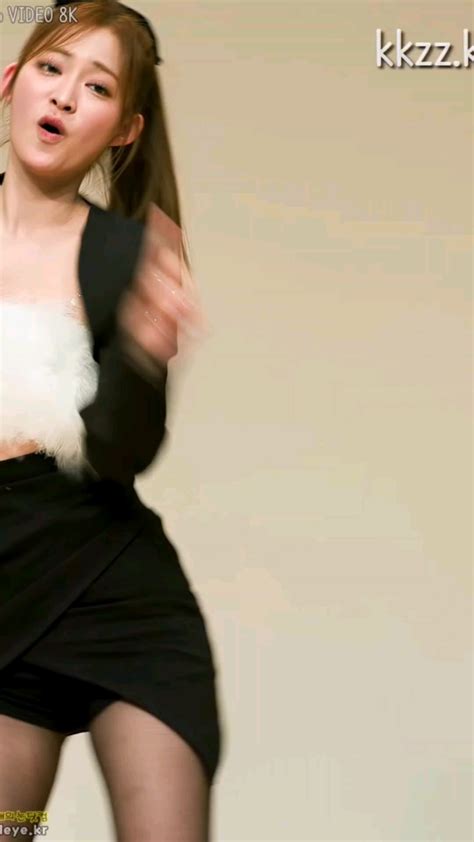 Semi Cignature Kpop Nsfw