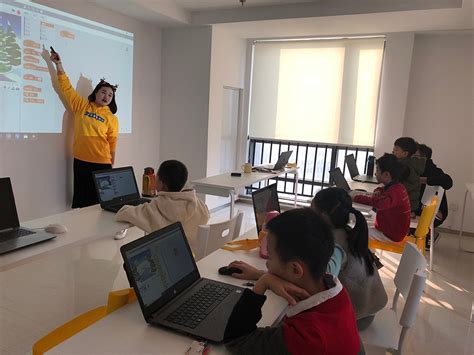 青岛青少年Python少儿编程培训课程 内容全面小班授课